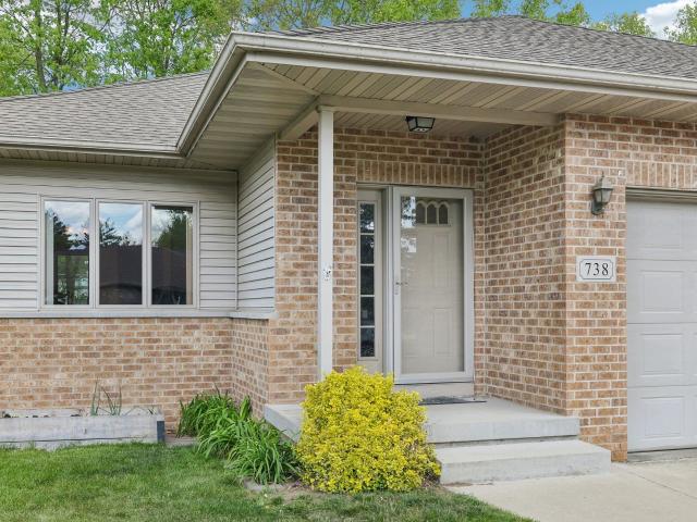 738 8th Street