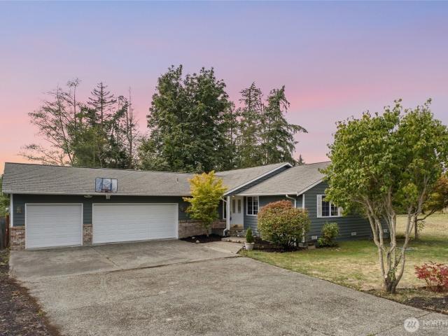 738 Crescent Drive