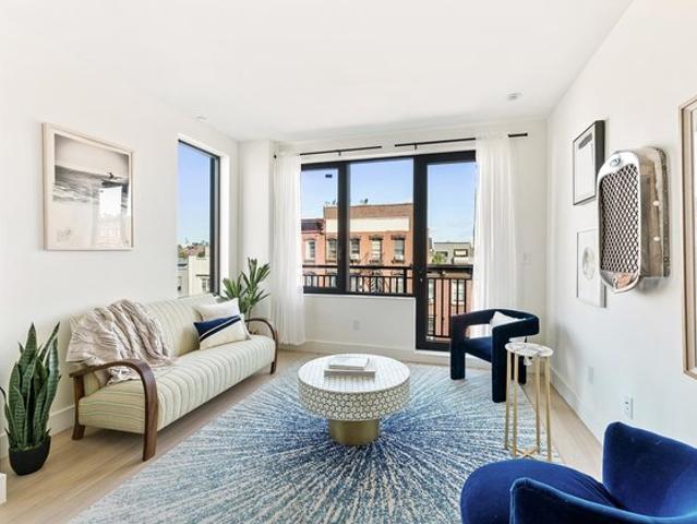 738 Grand St Apt 3A, Brooklyn, NY 11211