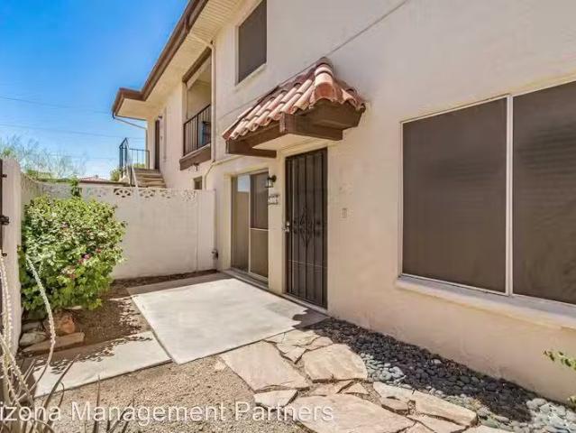 738 E Joan D Arc Ave