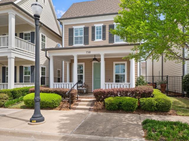 738 E Main St, Coppell, TX 75019 | MLS #21224 | Compass