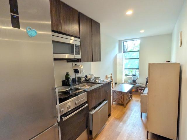 738 East 6th Street, New York, NY