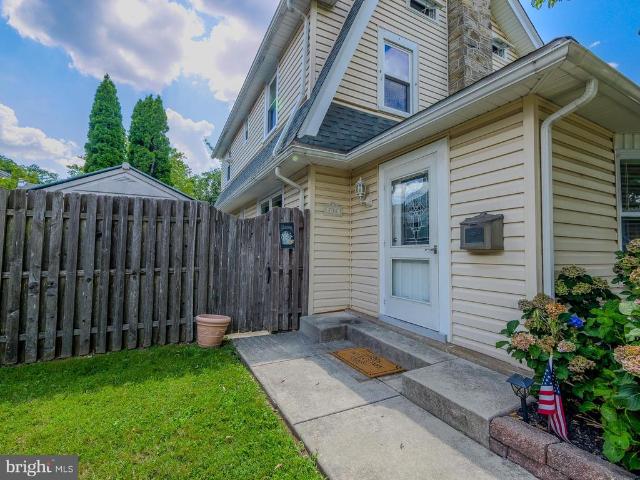 738 Foss Avenue