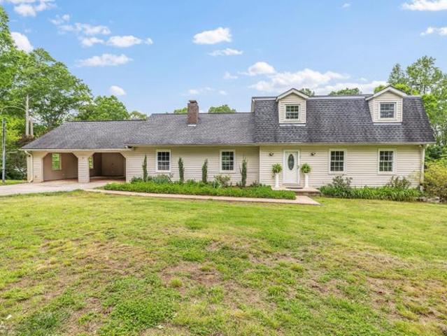 738 Lakeview Heights, Cornelia, GA 30531