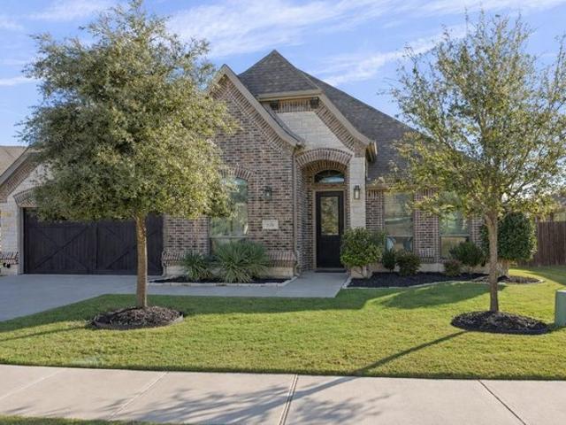 738 Larkspur Ln, Midlothian, TX 76065