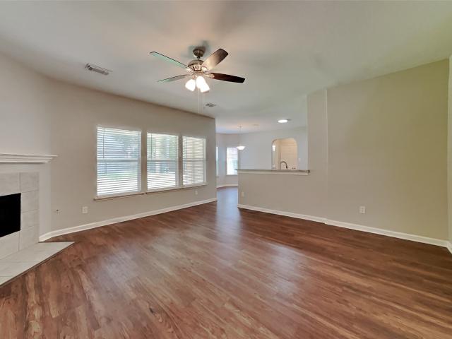 738 Levi Bend