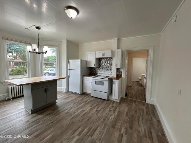 738 N 4TH APT 1 Street