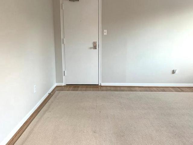 738 N Wakefield Street # 9