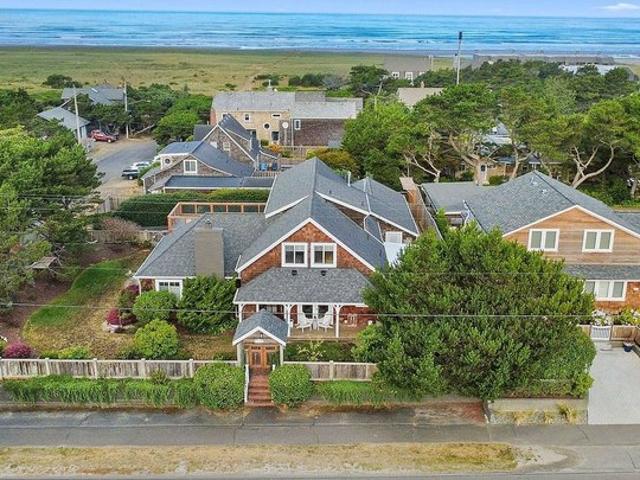 738 N Marion Ave, Gearhart, OR 97138