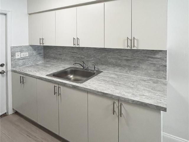738 NE 86th St, Unit 6, Miami, FL 33138 | MLS #A11905