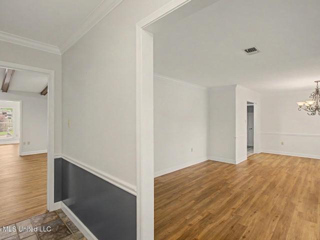 738 Parkwood Drive