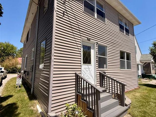738 W Atherton Road
