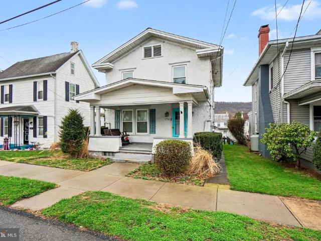738 Union Street