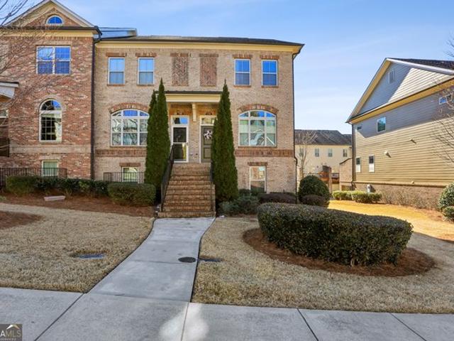 7395 Glisten Ave, Sandy Springs, GA 30328