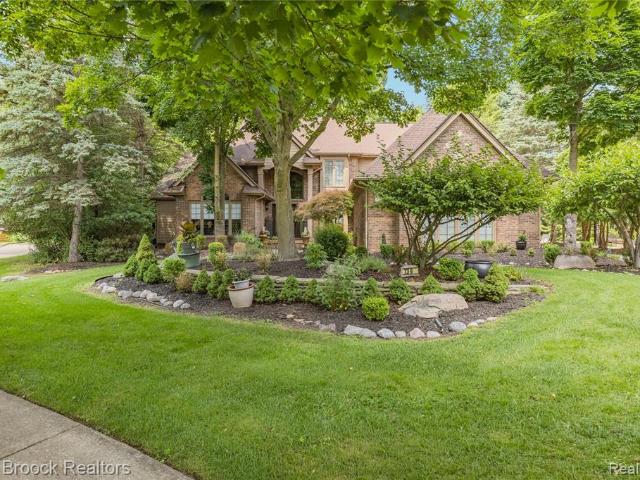7398 Autumn Hill Drive