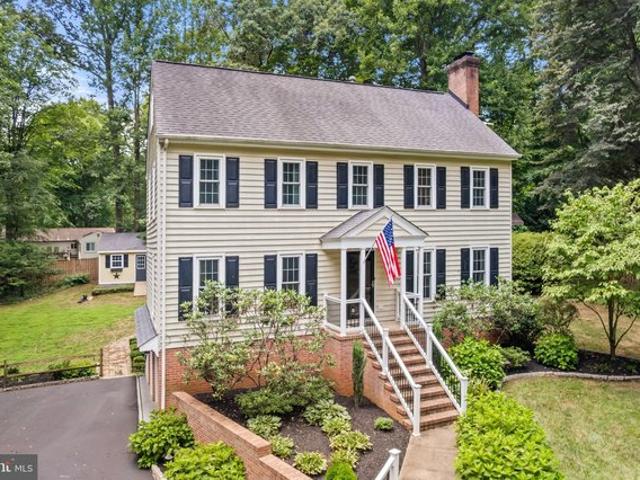 7398 Terranova Dr, Warrenton, VA 20187