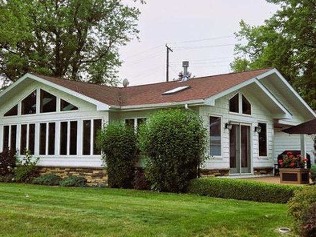 7391 Elm St, Lexington, MI 48450