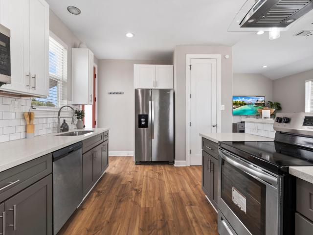 7393 Fairway Dr, Unit B, Houston, TX 77087 | MLS #27794