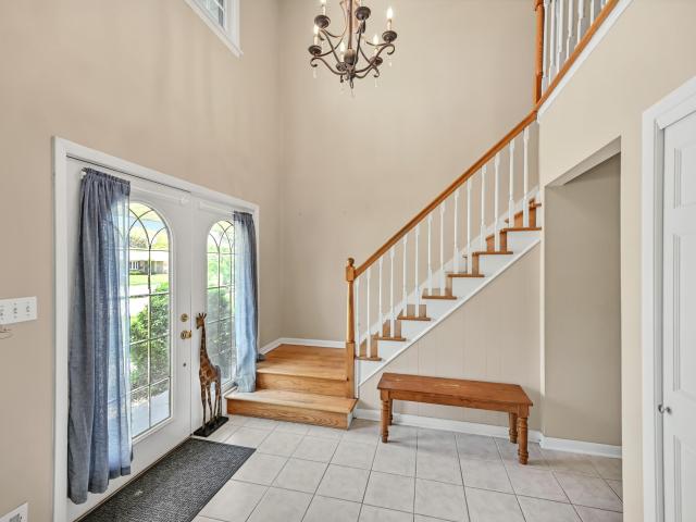 739 6th Ave