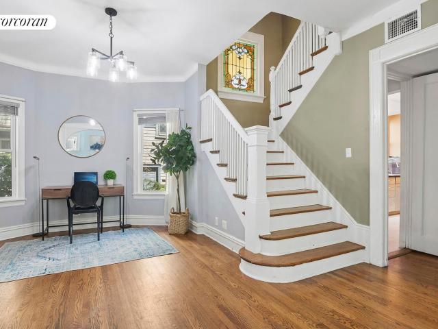 739 Argyle Road