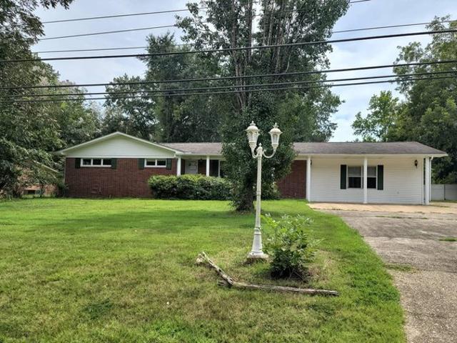 739 Ashland Rd, Ripley, MS 38663