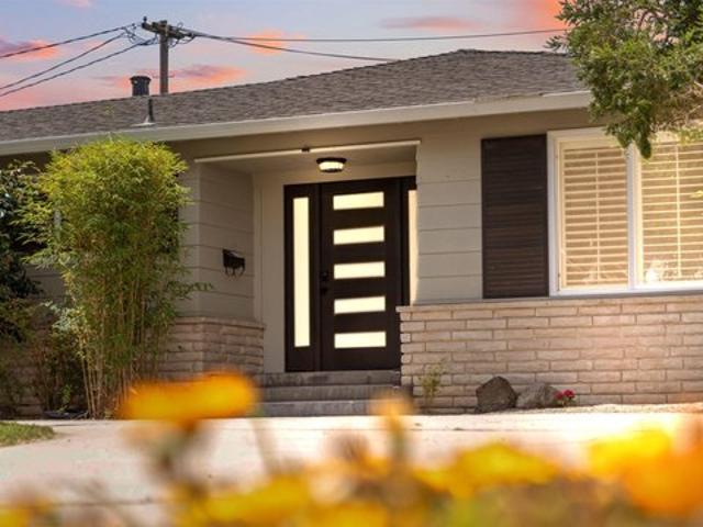 739 Bellarmine Dr, Salinas, CA 93901