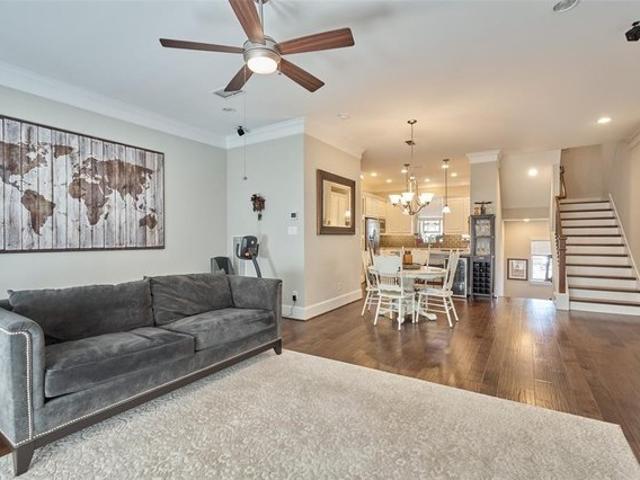 739 Dorothy St, Houston, TX 77007