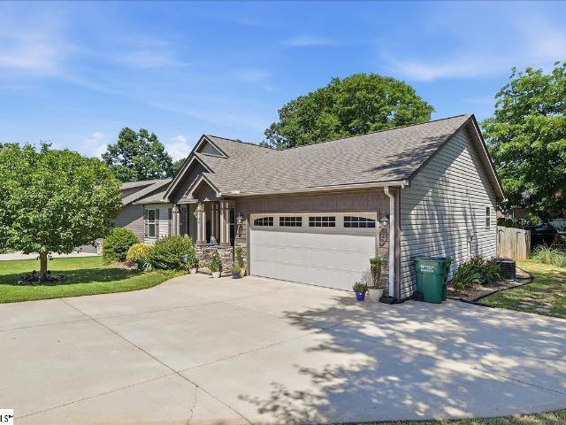 739 Kingswood Valley Drive