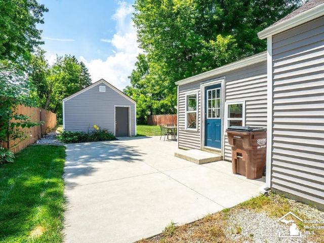 739 Orchard Street