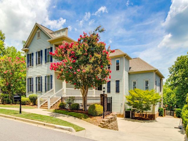 739 Long Pointe Lane