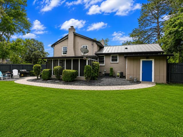 739 Shamrock Lane