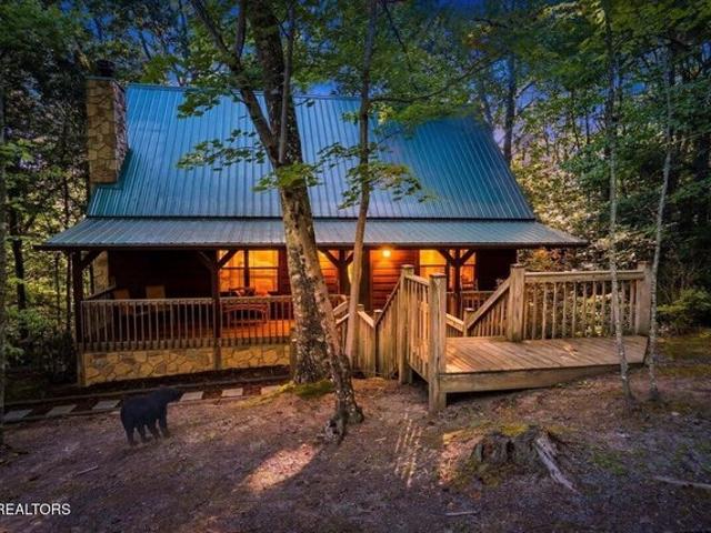 739 Stonegate Way, Townsend, TN 37882