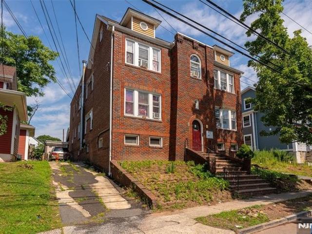 77 79 40th St, Irvington, NJ 07111