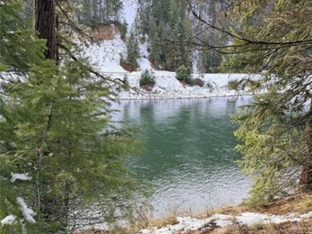 77 Trestle Creek Dr, Saint Regis, MT 59866