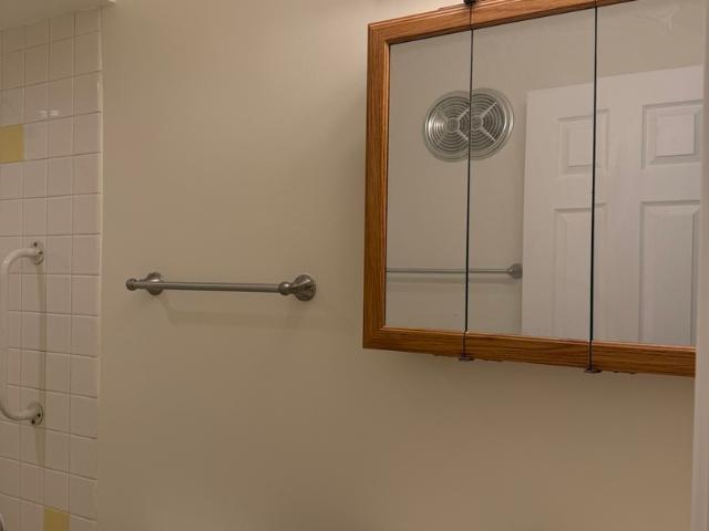 77 W Central Ave, Unit 108, Roselle, IL 60172 | MLS #12610