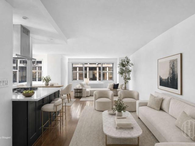 77 W 55th Street 16B