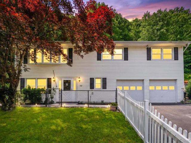 77 Wharton Dr, Cortlandt Manor, NY 10567