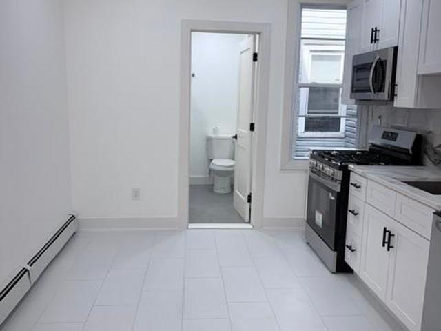77 Williams Ave # 2