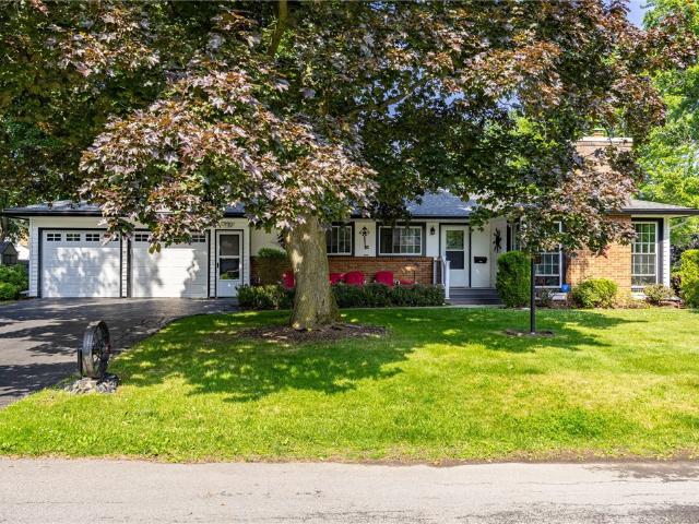 77 Willowen Drive