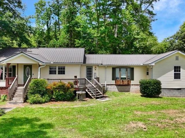77 York Dr NE, Plainville, GA 30733