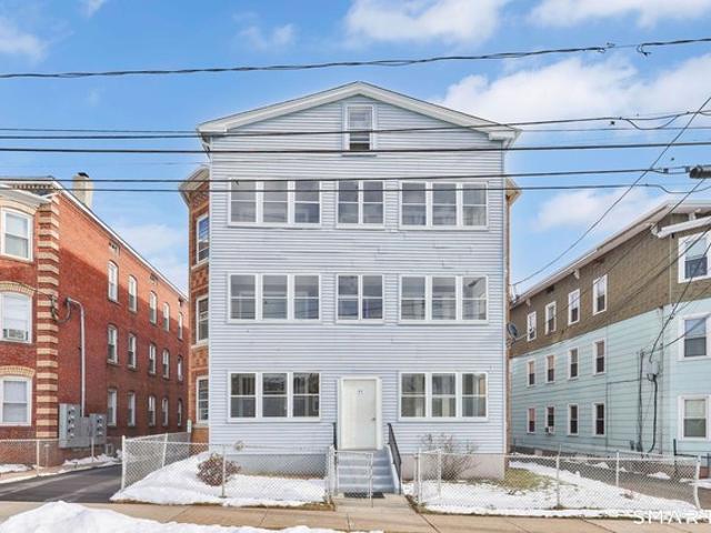77 Booth St, New Britain, CT 06053