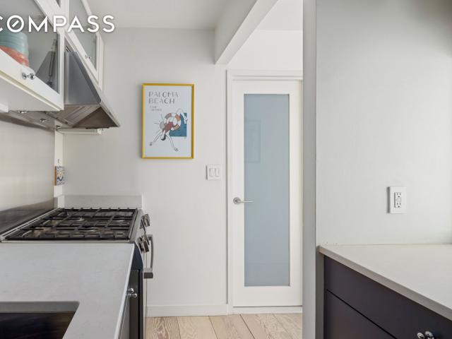 77 Bleecker Street 1006W