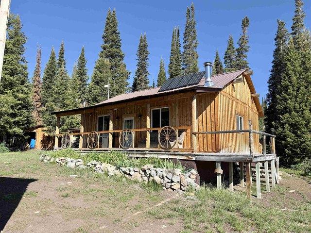 77 Brown Trout Dr, Kemmerer, WY 83101