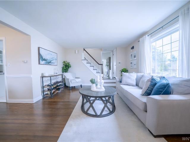 77 Colvinhurst Drive