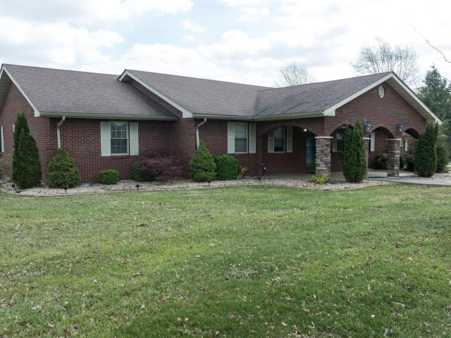 77 Deerfield Lane
