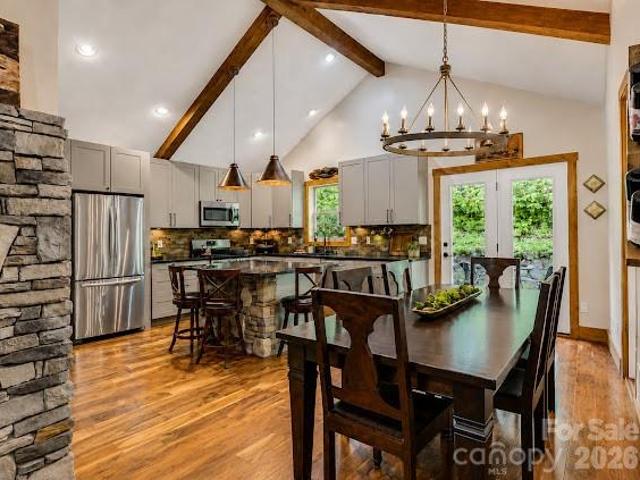 77 E Lake Dr East Lake Drive # 18