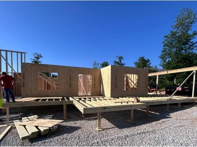 77 Elkwood Ln, Gilbertsville, KY 42044
