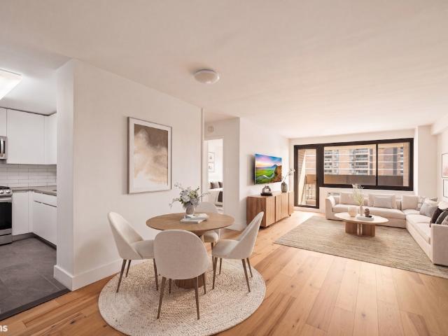 77 Fulton Street, New York, NY