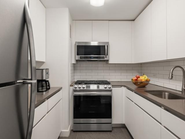 77 FULTON Street 13N