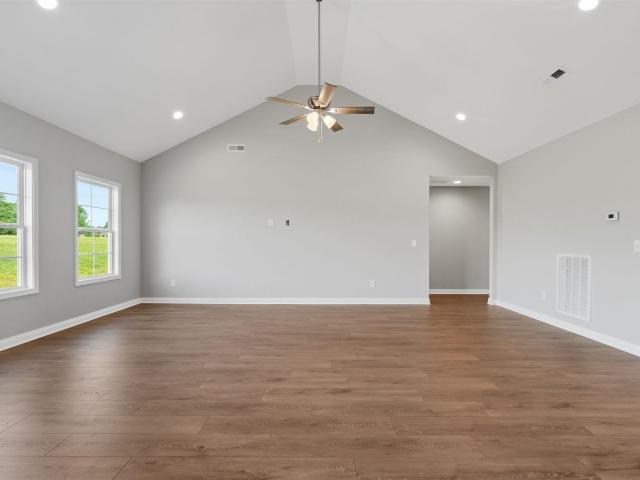 77 Garden Way